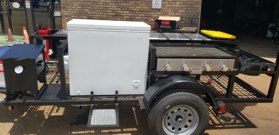 Mobile Food Cart Restaurant on Wheels Business Road Runner BBQ Smoker ...
