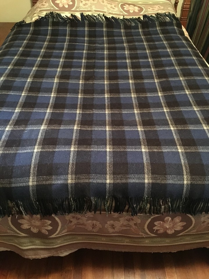 Vintage RH Macy & Co Wool blue Green Plaid Tartan Blanket throw fringes ...