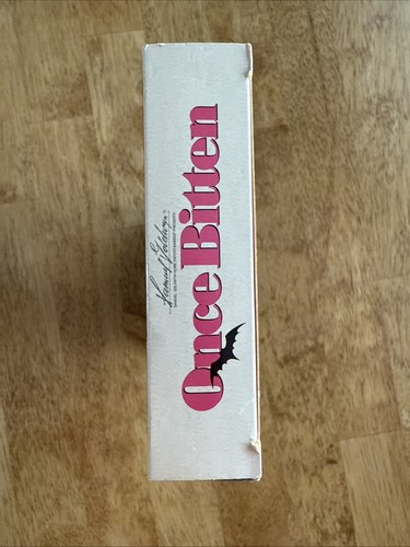 Once Bitten (VHS) Jim Carrey Lauren Hutton Comedy Vampires 707729750536 ...