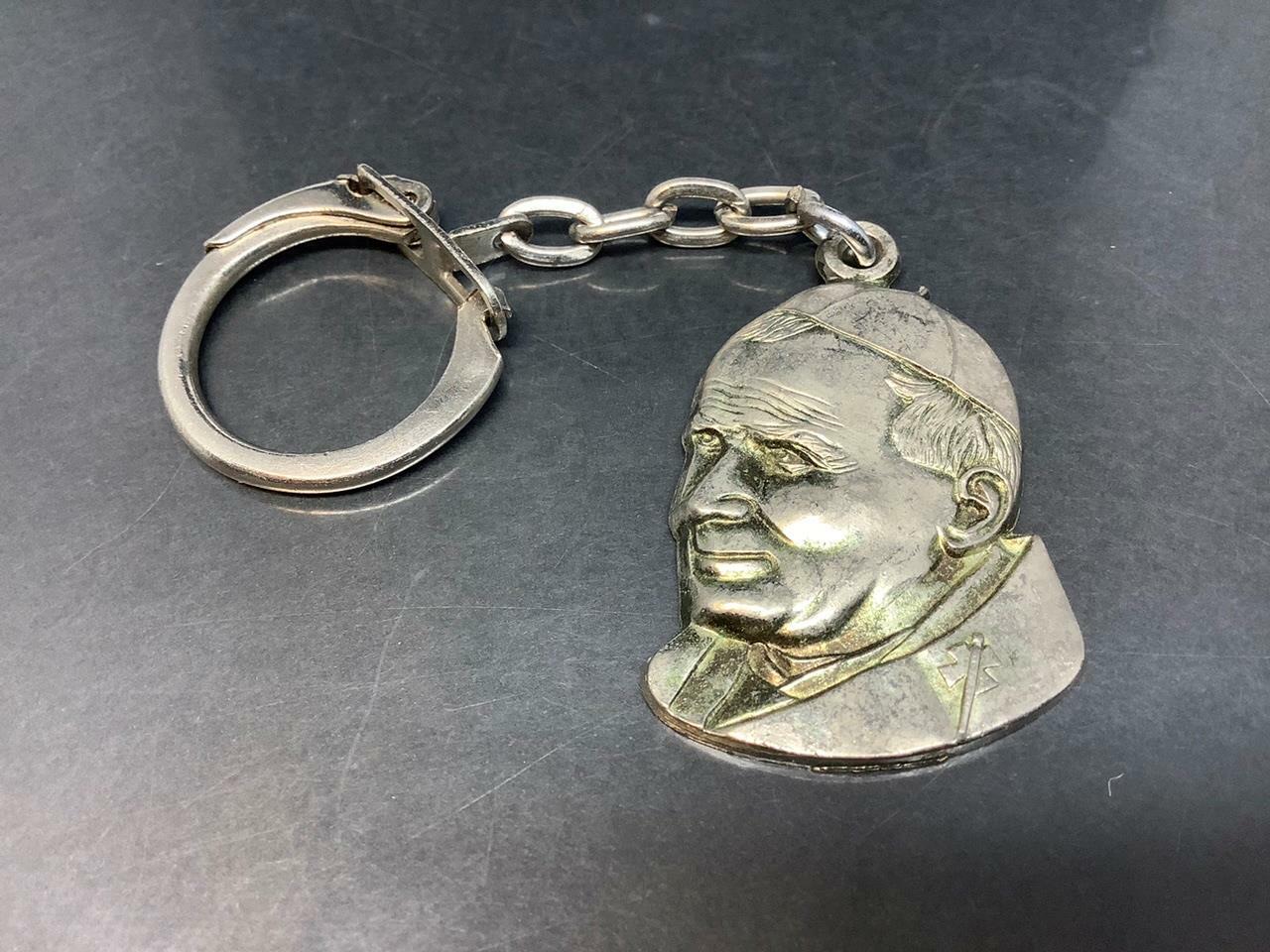 Vintage Religious Keyring HIS HOLINESS THE POPE Keychain PAPE Ancien ...