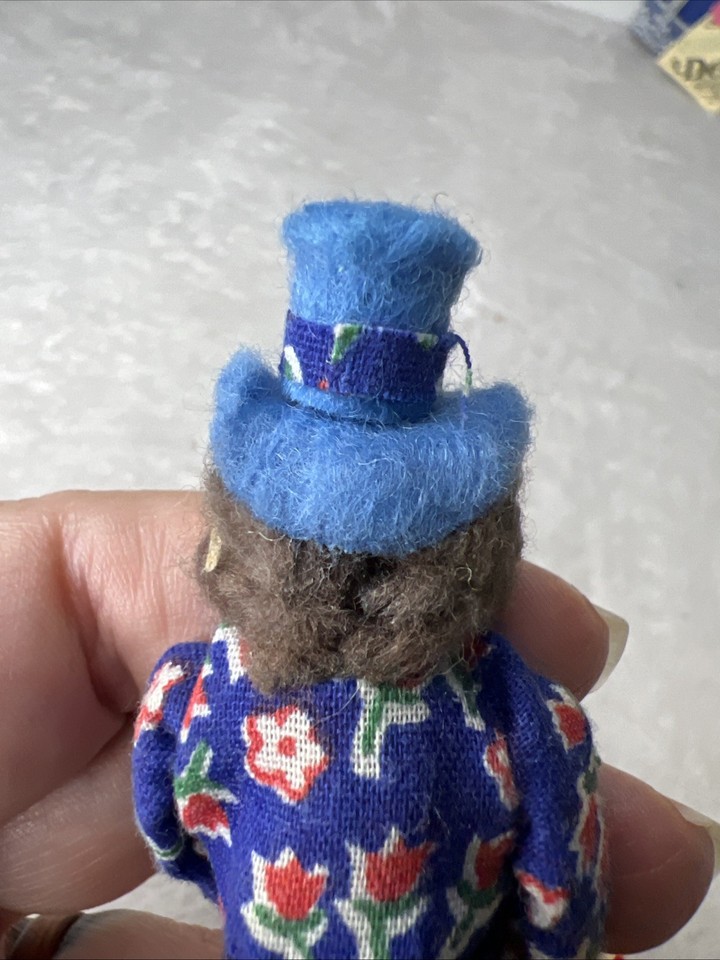 Vtg Folk Art Lot 2 Man Woman Couple Hand Painted Clothespin Dolls W ...