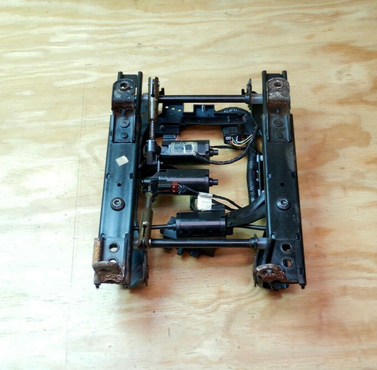 Jeep Grand Cherokee WJ 99-04 Driver Electric Power Seat Base Track NO ...