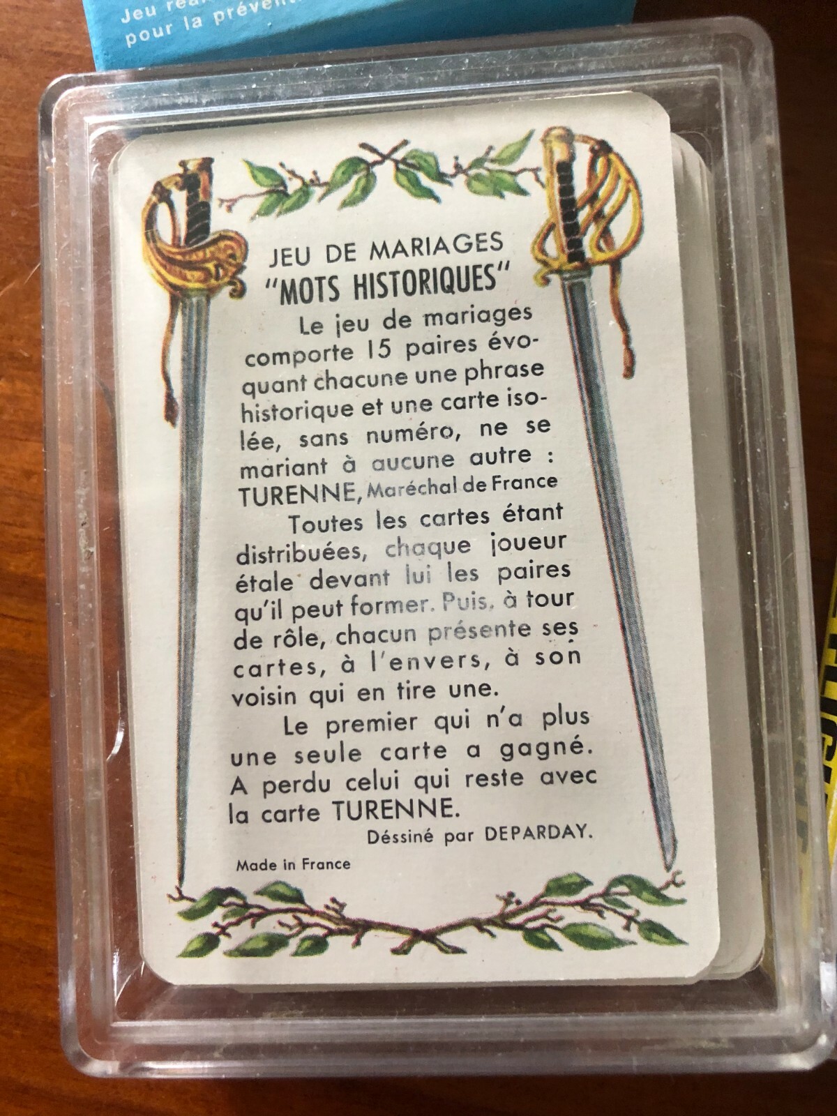 LOT DE JEUX DE CARTES ET DE 7 FAMILLES + JEU DES 3 DIMENSIONS ...