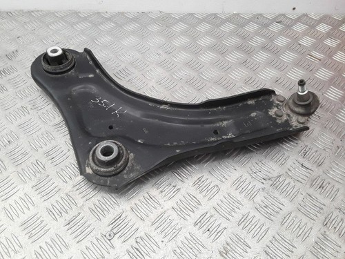 Renault Megane mk3 2010 1.5dci Avant Gauche Bas Bras de Suspension ...