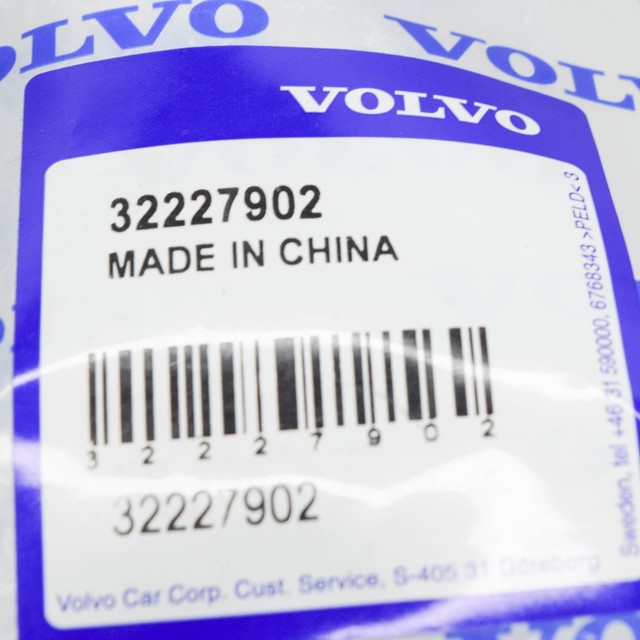 VOLVO XC60 MK2 Stoßstangenleiste hinten links 32227902 NEU ORIGINAL ...