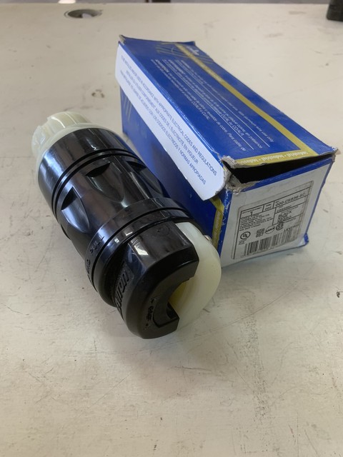 Leviton CS8365C 50 Amp 250v AC 3-phase 3p 4w Twist Lock Connector Plug ...