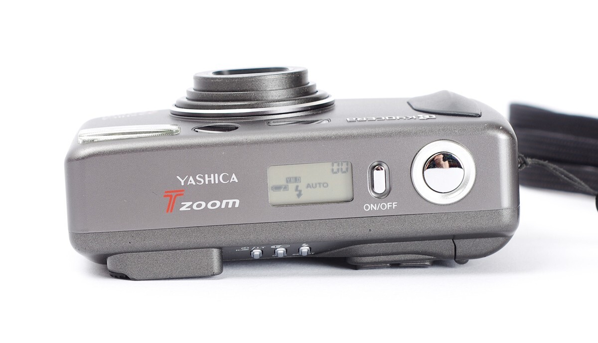 Yashica T Zoom Kyocera 35mm Camera with Vario Tessar T 4.5-8 Yashica T Zoom Kyocera 35mm Camera with Vario Tessar T 4.5-8