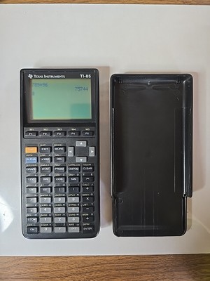 Texas Instruments TI-85 Graphing Calculator + Cover —Vintage— Tested ...