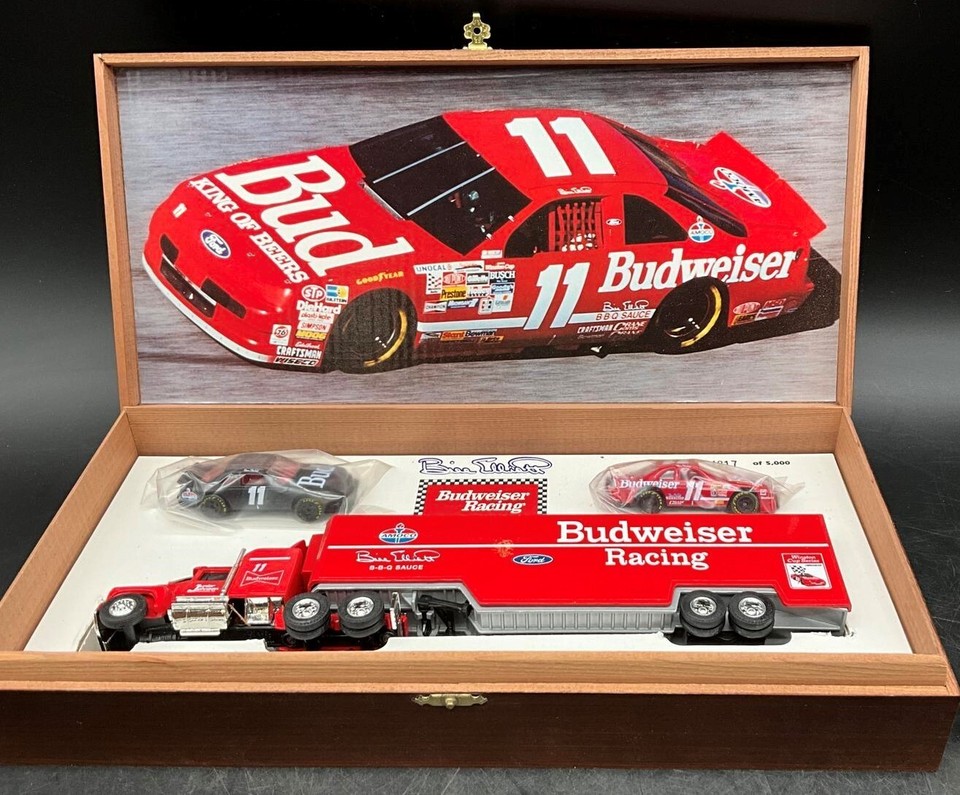 BILL ELLIOT BUDWEISER RACING 1993 NASCAR HAULER AND CARS SET WITH ...