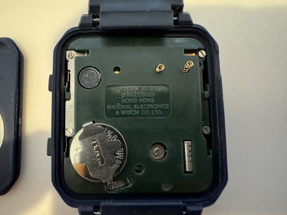 Nelsonic Game Watch FROGGER Electronic Video Arcade Wristwatch | eBay