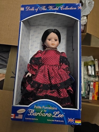Dolls of The World Collection Petite Porcelains by Barbara Lee (2001 ...