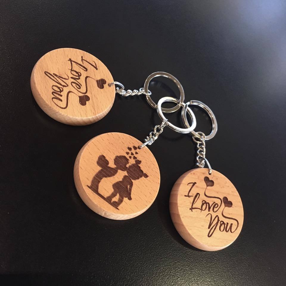 Dad Father Wooden Keyring Keychain Gifts - Engraved with heartfelt ...