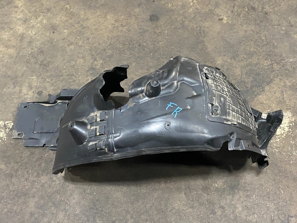 15-18 MERCEDES C300 FRONT RIGHT WHEEL FENDER LINER SPLASH SHIELD OEM A0 ...