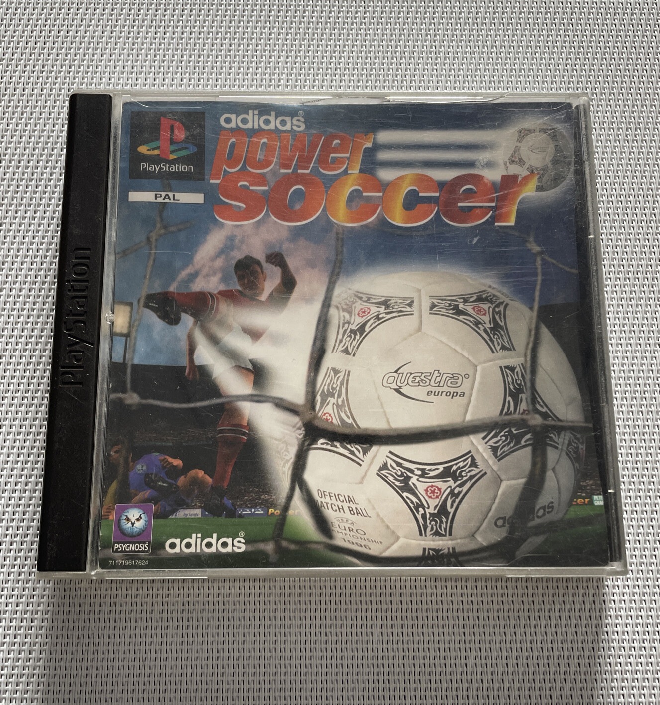 Adidas Power Soccer Playstation - Prix - Photo - Présentation