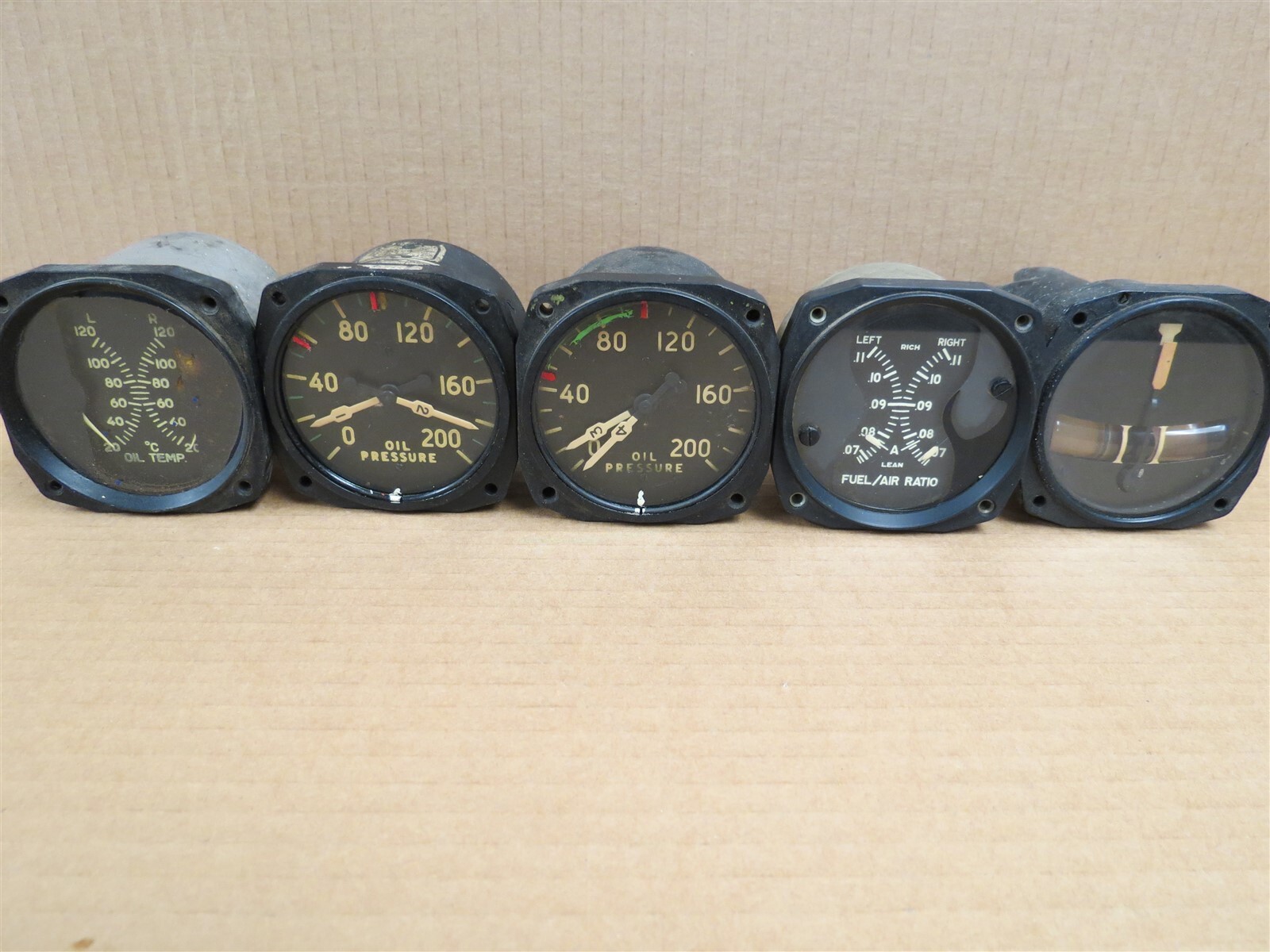 Lot of 5 WWII Aircraft Bomber Transport Instruments B25 B24 B17 B26 C47 ...