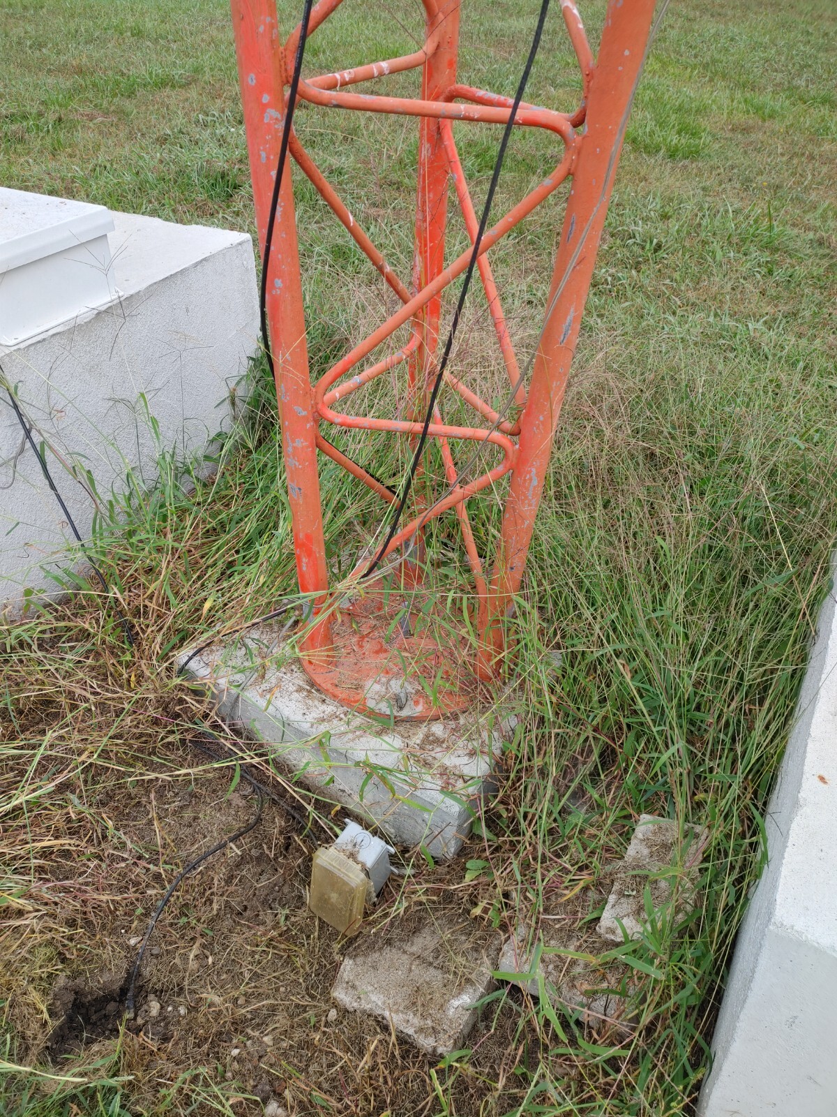 Approx 160 Ft Tall Rohn Tower 65G includes guidewires and other ...