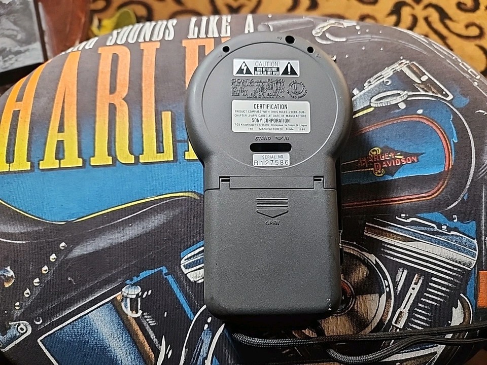 Sony Mega Watchman FD-500/FD-250 Portable CRT TV Working | eBay