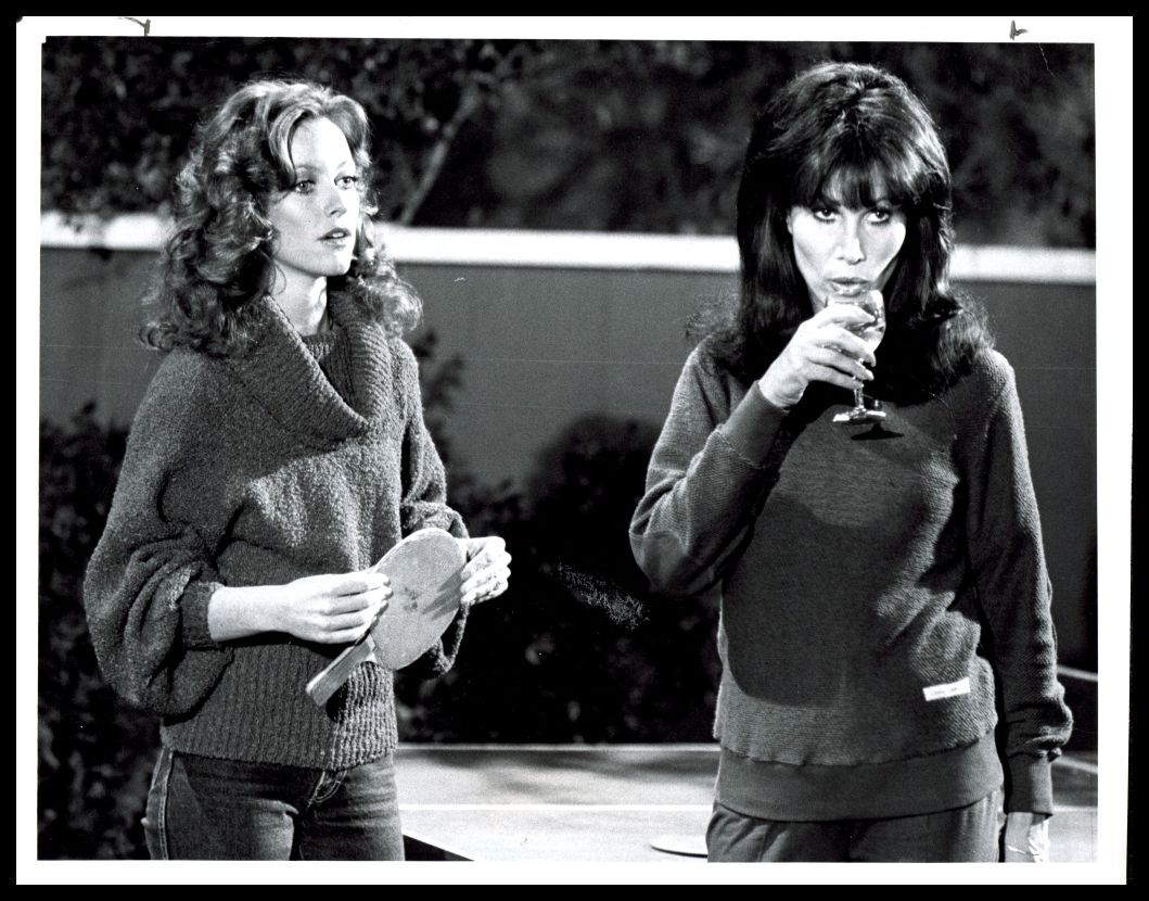 1980 KIM LANKFORD & MICHELE LEE On KNOTS LANDING Vintage Original Photo ...