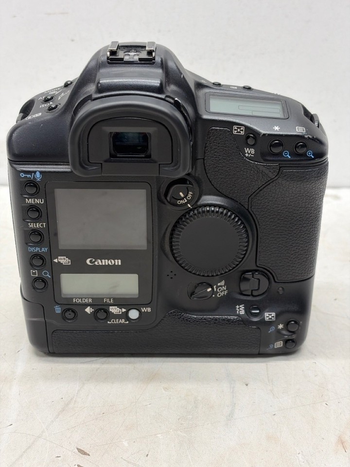 CANON EOS-1 DS MARK II DIGITAL CAMERA DS126081 W/BATTERY, LENS ...
