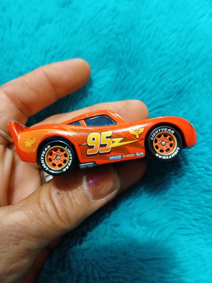 Disney Pixar Die cast Cars Lightning McQueen Rust-Eze #95, - LOOSE Pull ...