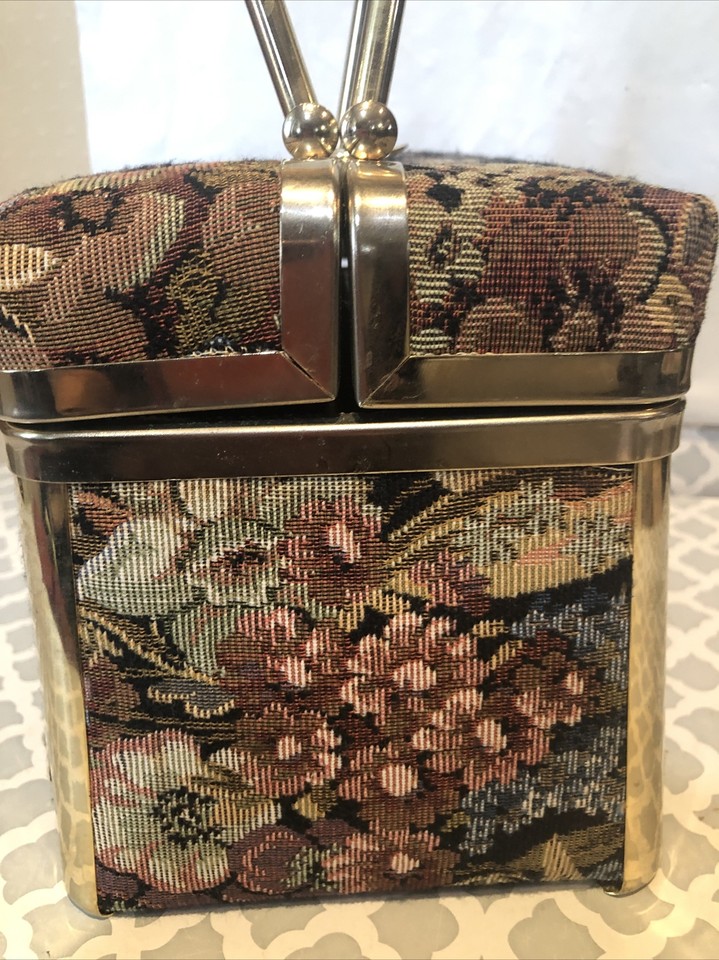 Pier Giorgio Italy Vintage Tapestry Covered Box Purse- | eBay