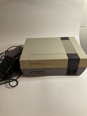 ORIGINAL Nintendo Entertainment System NES Console (NES-001) FOR PARTS ...