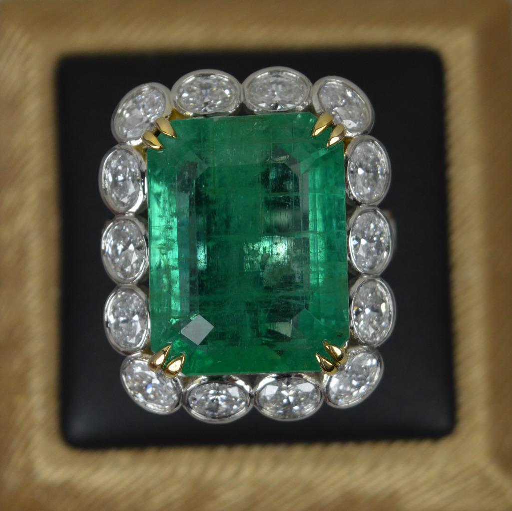 Huge 14.7ct Emerald and Vs 2.16ct Diamond Platinum Cluster Ring | eBay UK
