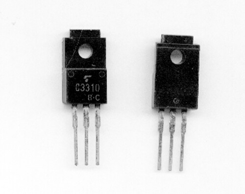 2 x 2SC3310 (C3310) NPN TRANSISTOR 500/400V 5A 30W TO220 ORIG. TOSHIBA ...