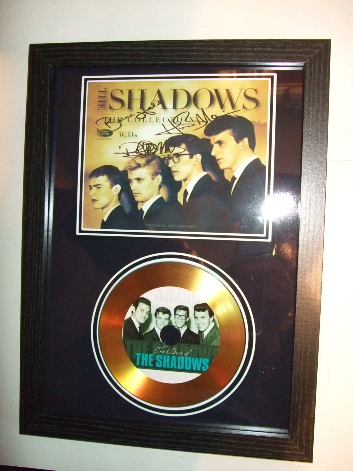 THE SHADOWS SIGNED DISC FRAMED 44 | eBay UK