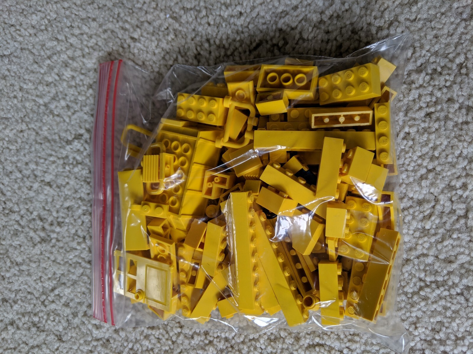 Bag Of Vintage and Modern Yellow Lego Pieces Pre-Owned | eBay