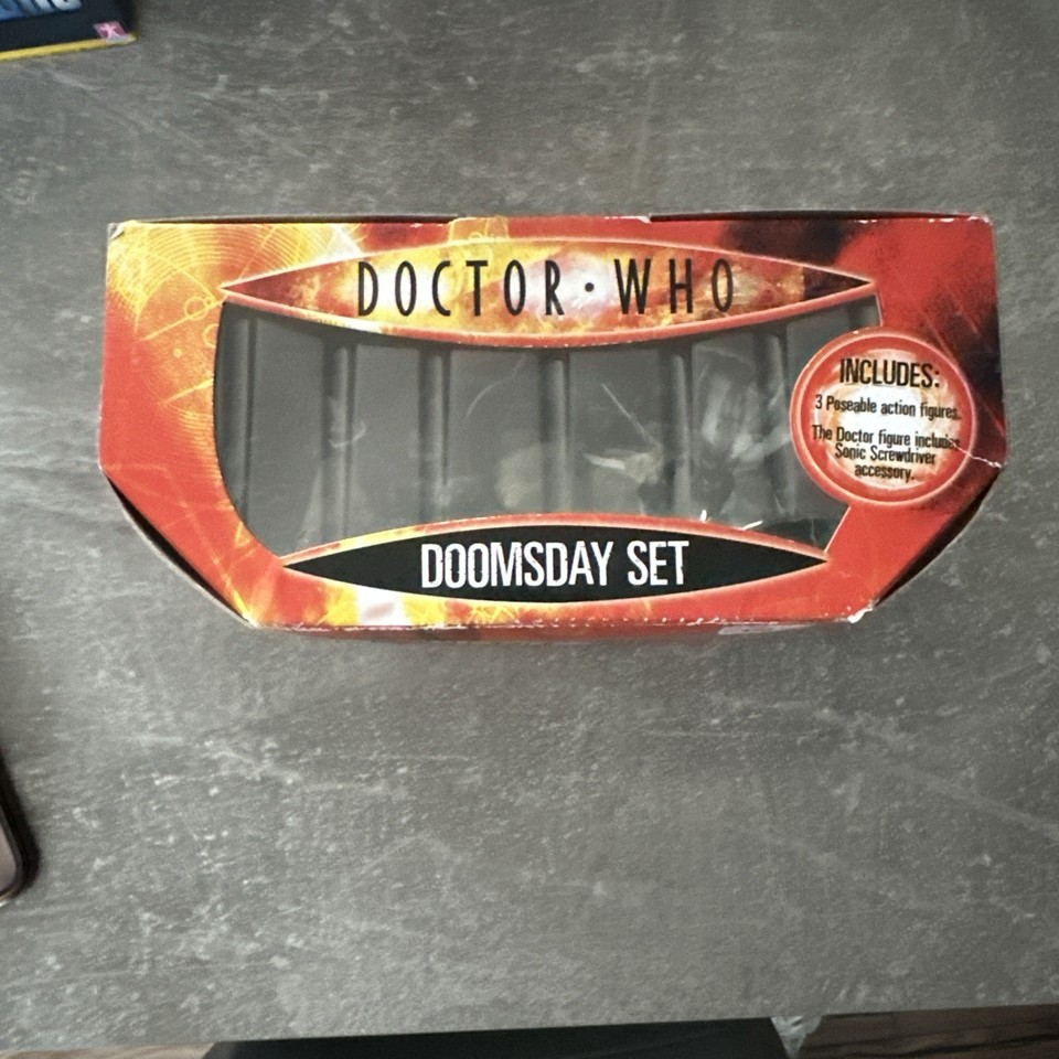 BBC Doctor Dr. Who Doomsday Set - Doctor, Dalek & Cyberman Action ...