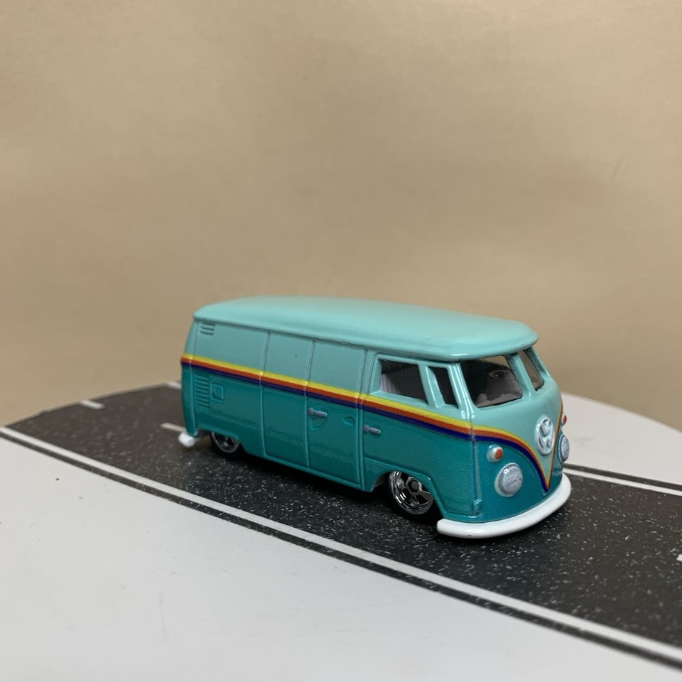 Hot Wheels Premium Boulevard #72 Volkswagen VW T1 Panel Bus Van Combi ...