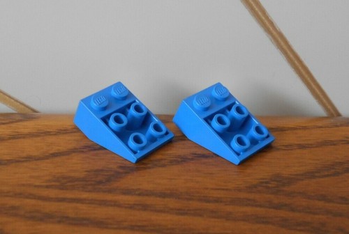 BLUE 2x3 3x2 brick/part inverted slope x2 LEGO genuine Vintage Legoland ...