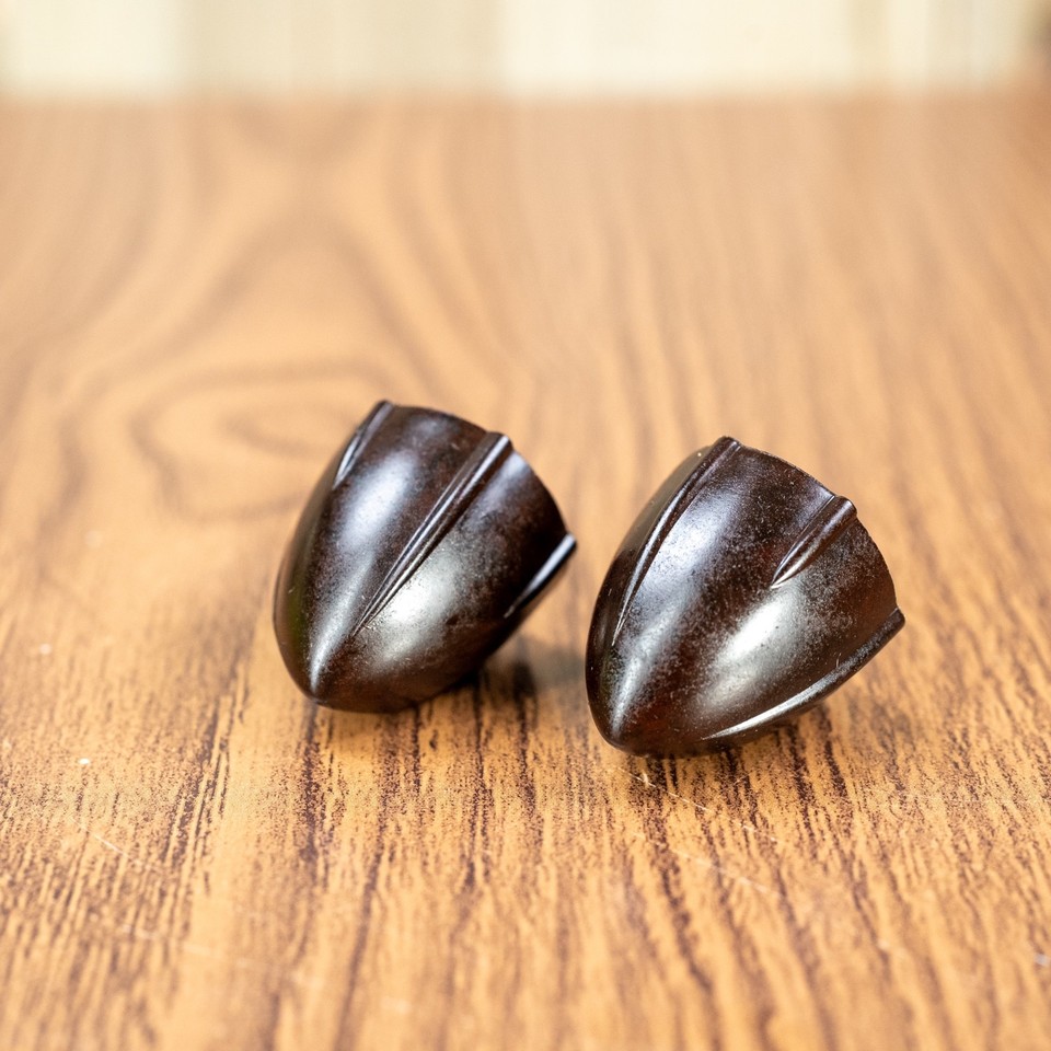 Original Vintage GE Bullet Shape 1930s 2pc Radio Knobs Bakelite 1/4" D ...