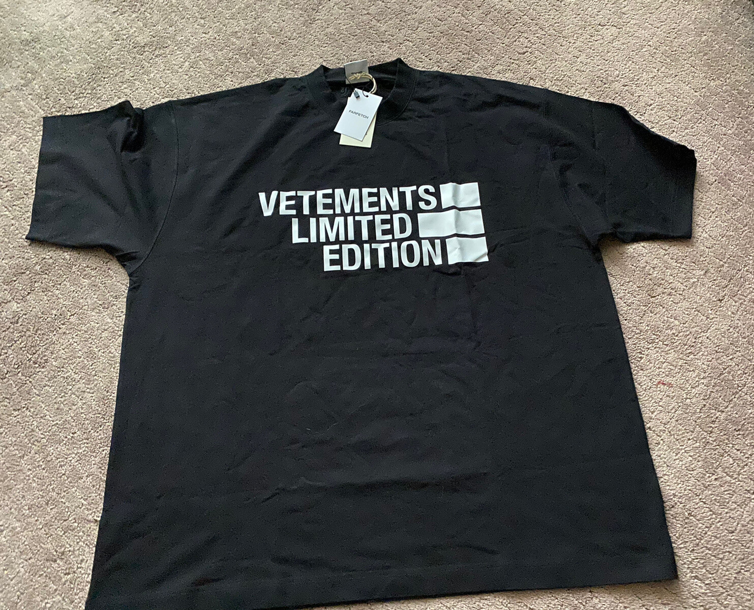 VETEMENTS