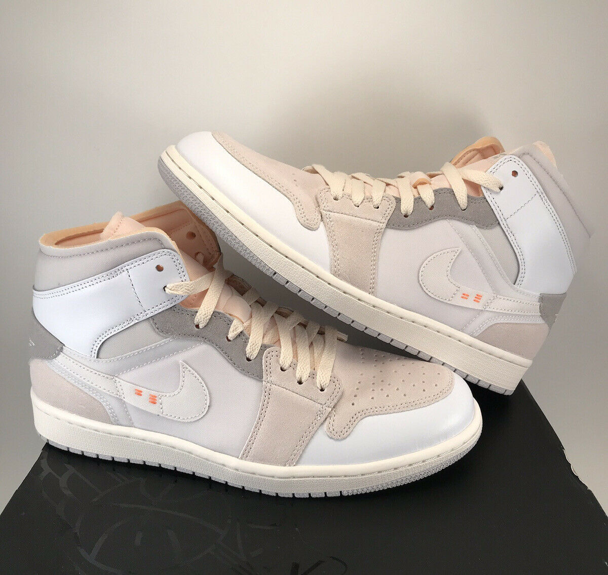 Nike Air Jordan 1 Mid SE Craft Inside Out 8-14 White Grey Phantom ...