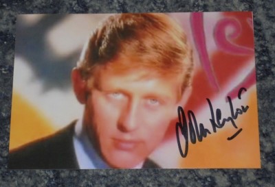 JOHN LEYTON- SINGER -POSTCARD PHOTO SIGNED- ( JOHNNY REMEMBER ME) | eBay UK