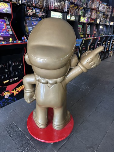 Mario Life Size Statue Store Display Authentic Nintendo vintage 90s ...