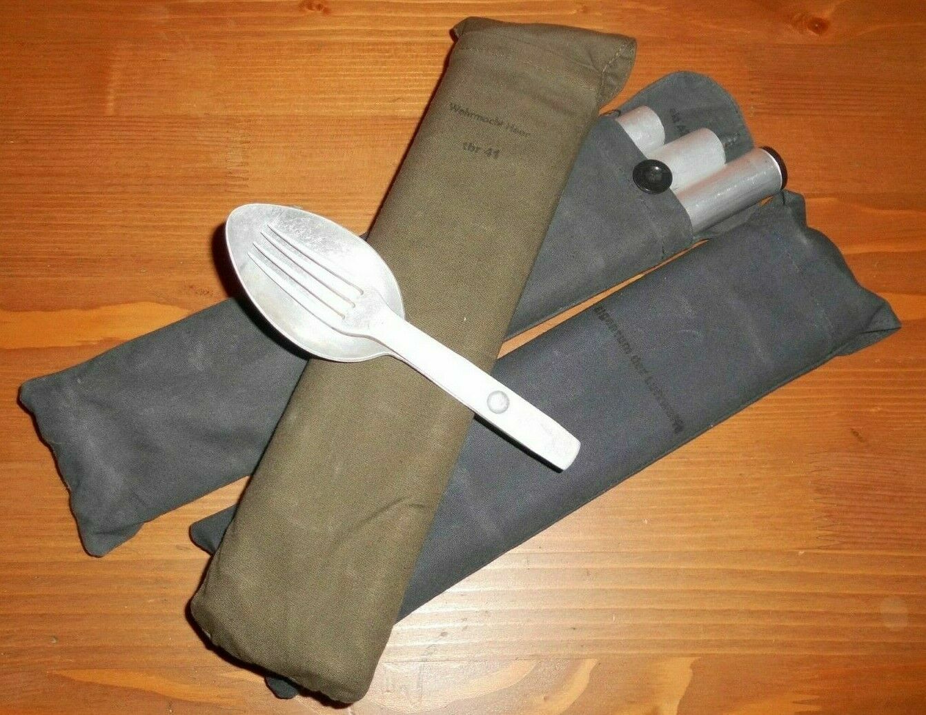 GERMAN WW2 LUFTWAFFE ZELTBAHN TENT POLES SET FALLSCHIRMJÄGER / GROUND ...