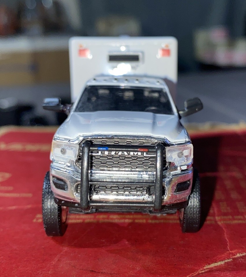 Kitbash 1/64 1-1 Custom WALK IN RESCUE Los Angeles Police Department ...