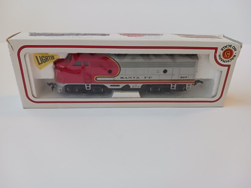 Vintage Bachmann HO Scale SANTA FE Lighted Locomotive EMD F9 Diesel | eBay