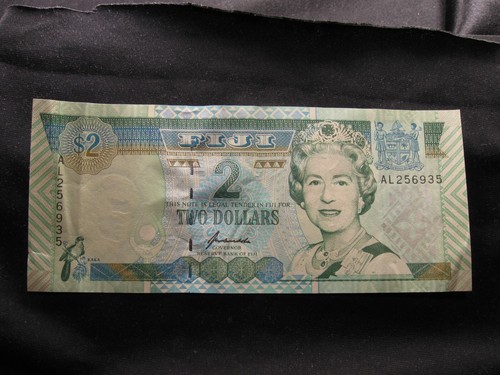 old world currency note FIJI 2 dollars 1996 P96 Queen Elizabeth II | eBay