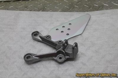 05-06 KAWASAKI NINJA ZX6R 636 LEFT REARSET REAR SET DRIVER FOOT PEG ...