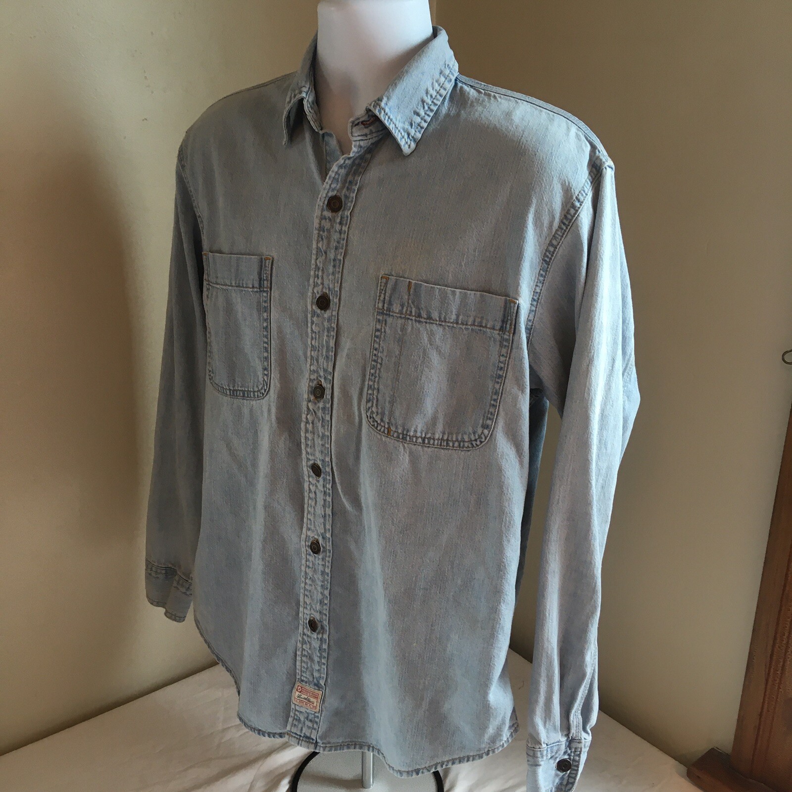 Levis Signature Mens Metal Button Front Shirt 100% Co… - Gem
