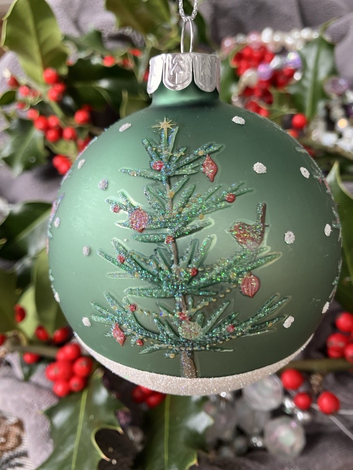 2 X Gisela Graham Baubles. Green With Christmas Tree Robin Glitter ...
