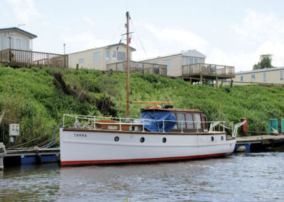 Photo 6x4 Mobile homes and moorings, Kempsey Callow End c2009 | eBay UK