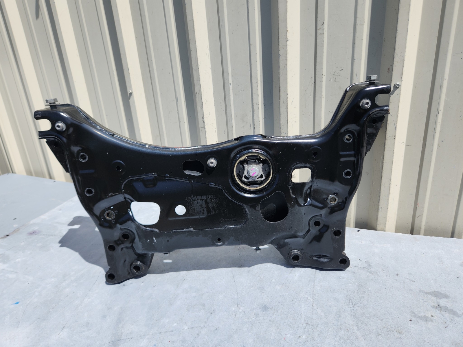 2020-2023 VOLKSWAGEN ATLAS CROSS SPORT AWD REAR SUBFRAME CROSSMEMBER ...