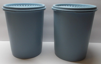 2 Vintage Tupperware 811 Light Blue Servalier Canisters 5 Cup | eBay