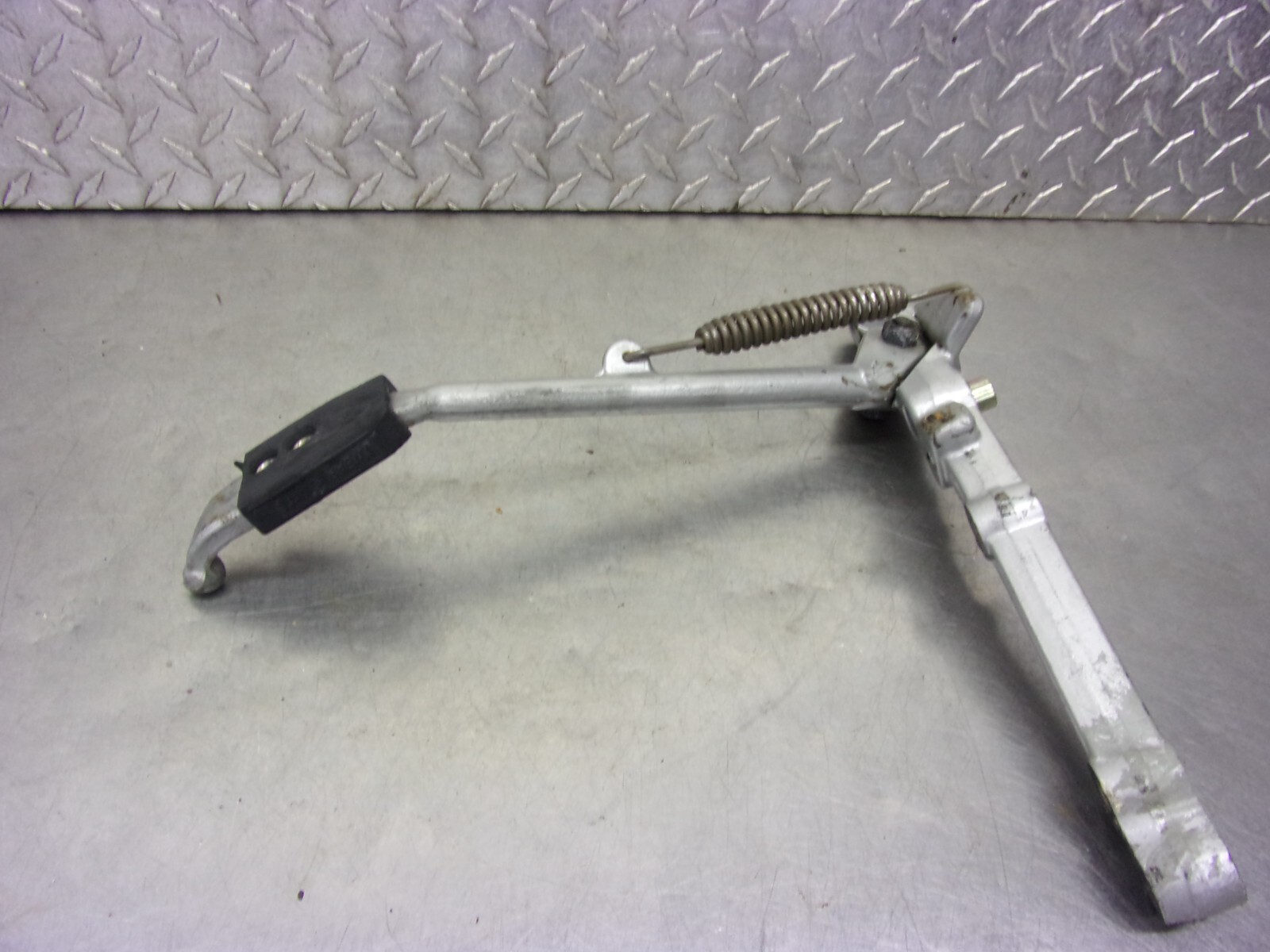 950 B VICTORY VISION TOURING 2010 OEM KICKSTAND SIDE STAND KICK LEG ...