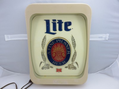 Miller Lite Pilsner Beer Bar Wall Lighted Sign 19" x 14" Vintage Made ...